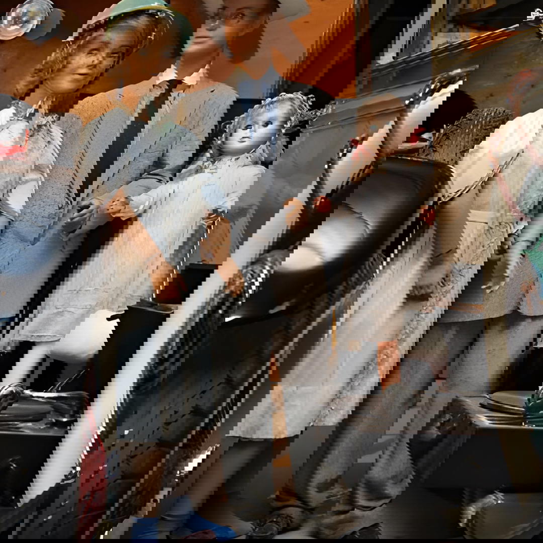 Messenger's Old West Museum