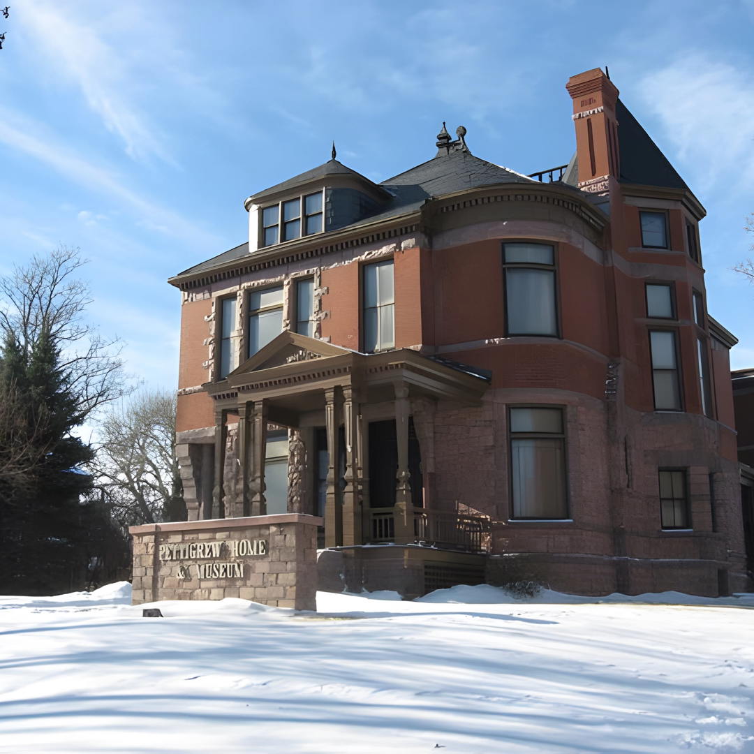 Pettigrew Home & Museum