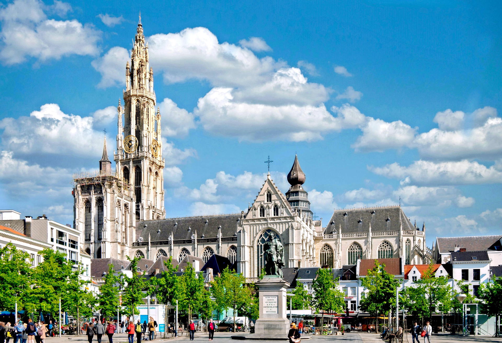 Antverpy na vlastní pěst (průvodce 2023)